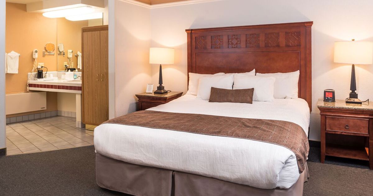 Laurel Inn & Conference Center ab 68 €. Hotels in Salinas - KAYAK