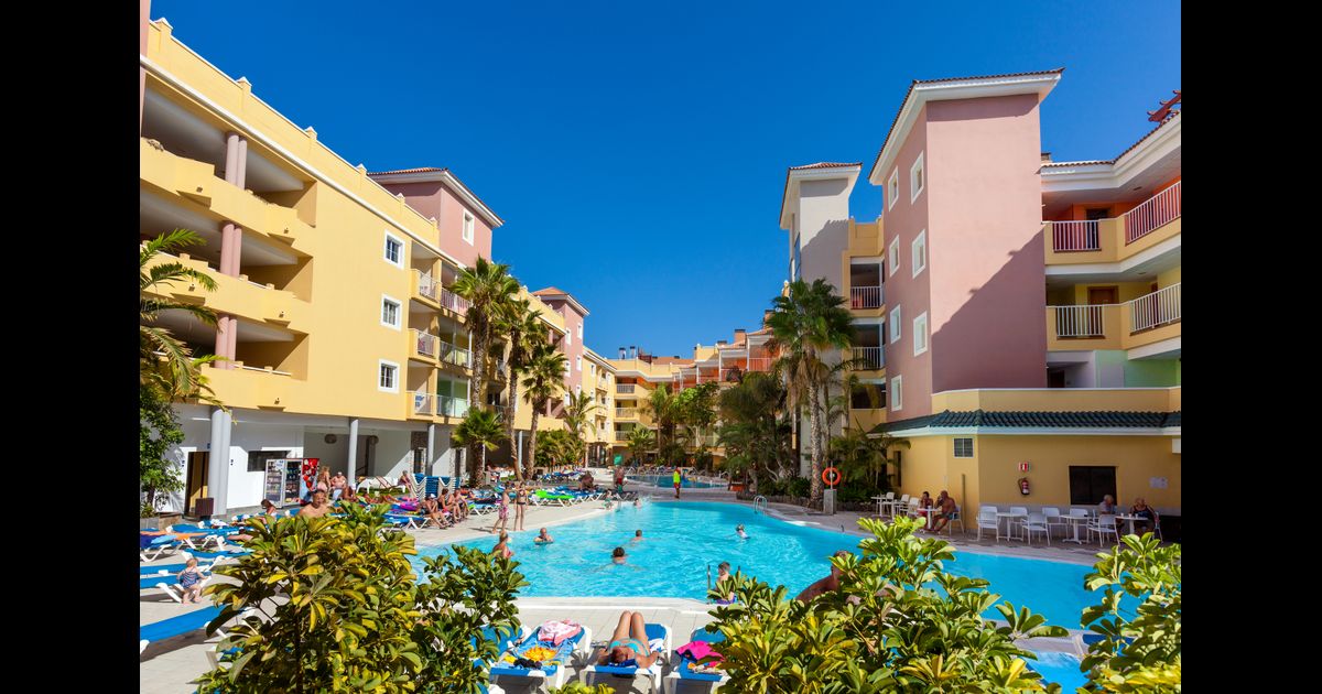 Hotel Chatur Costa Caleta in Caleta de Fuste, Spain from $98: Deals ...