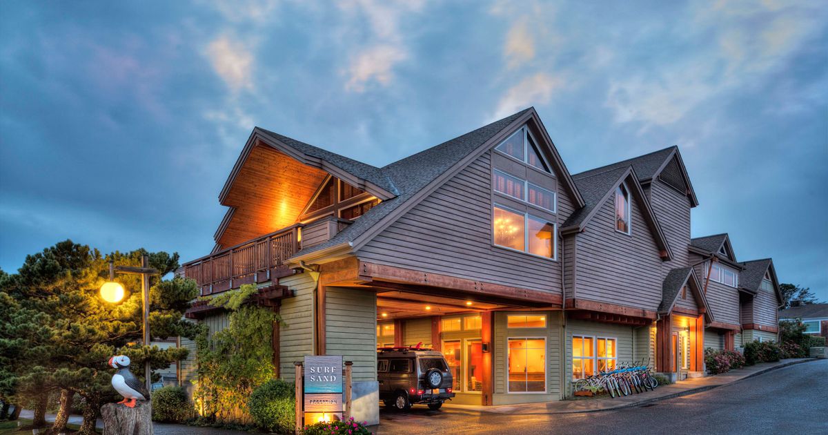 Surfsand Resort ₹ 10,055. Cannon Beach Hotel Deals & Reviews - KAYAK