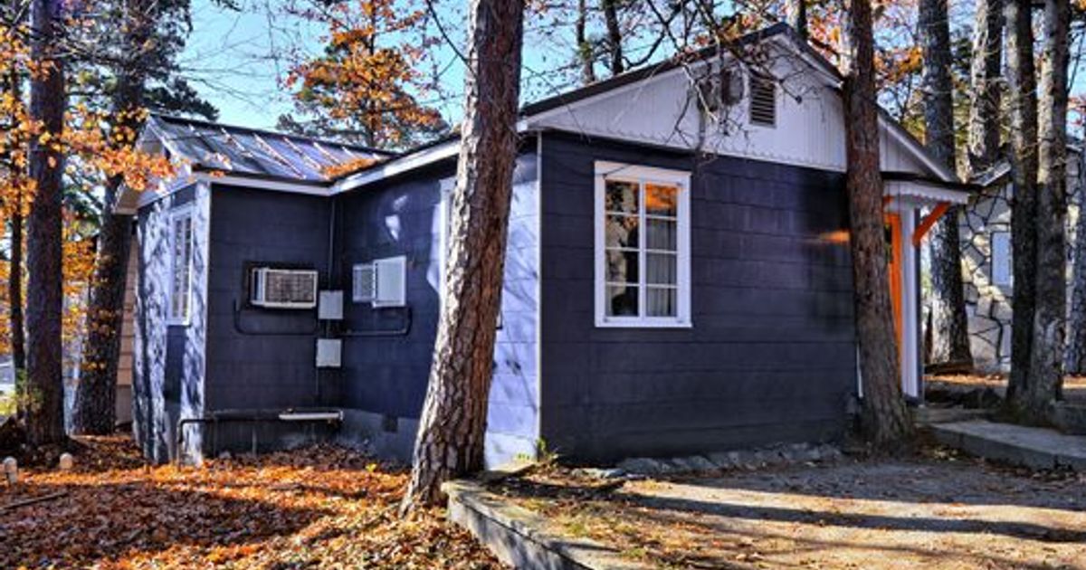 The Wanderoo Lodge AED 261. Eureka Springs Hotel Deals & Reviews - KAYAK