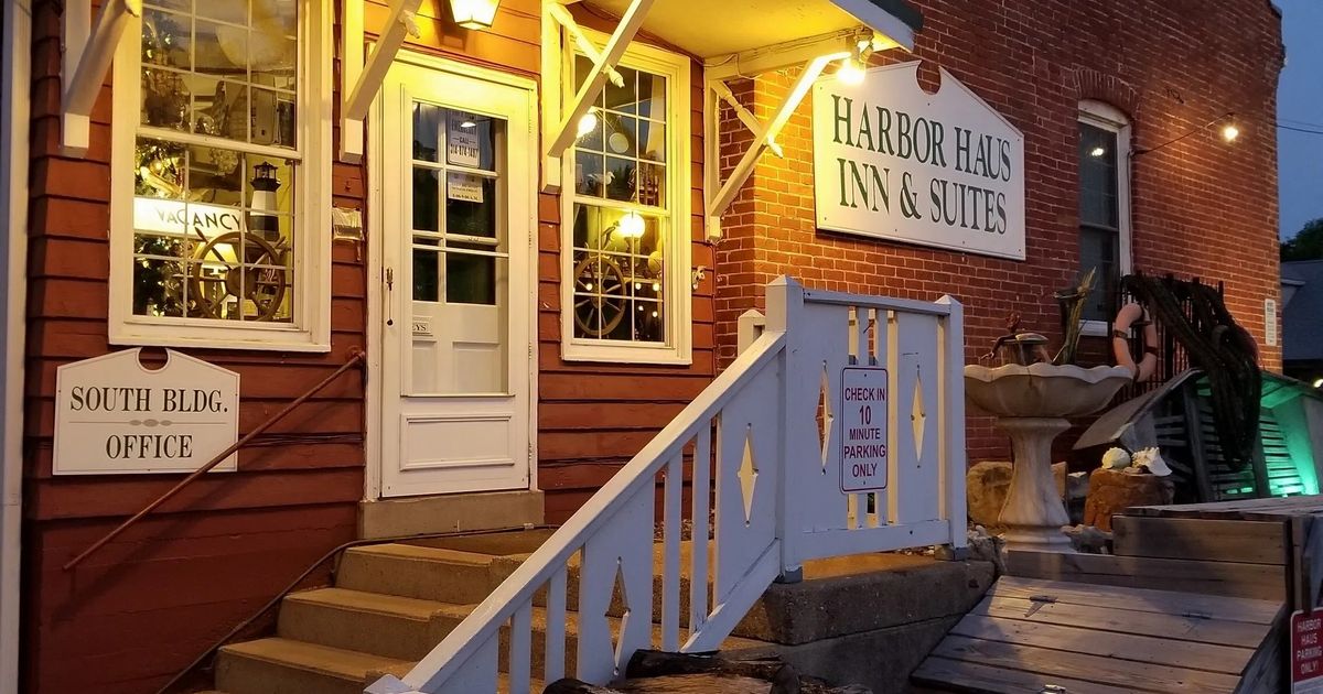 Harbor Haus Inn & Suites £119. Hermann Hotel Deals & Reviews - KAYAK