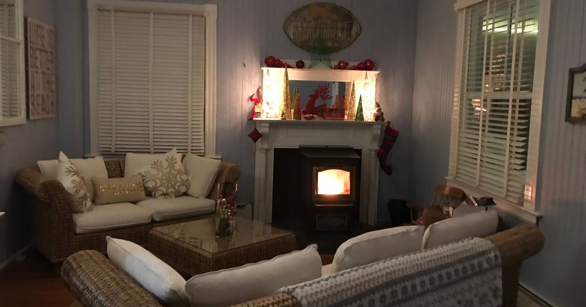 Inkwell Beach Cottage, Oak Bluffs | HotelsCombined